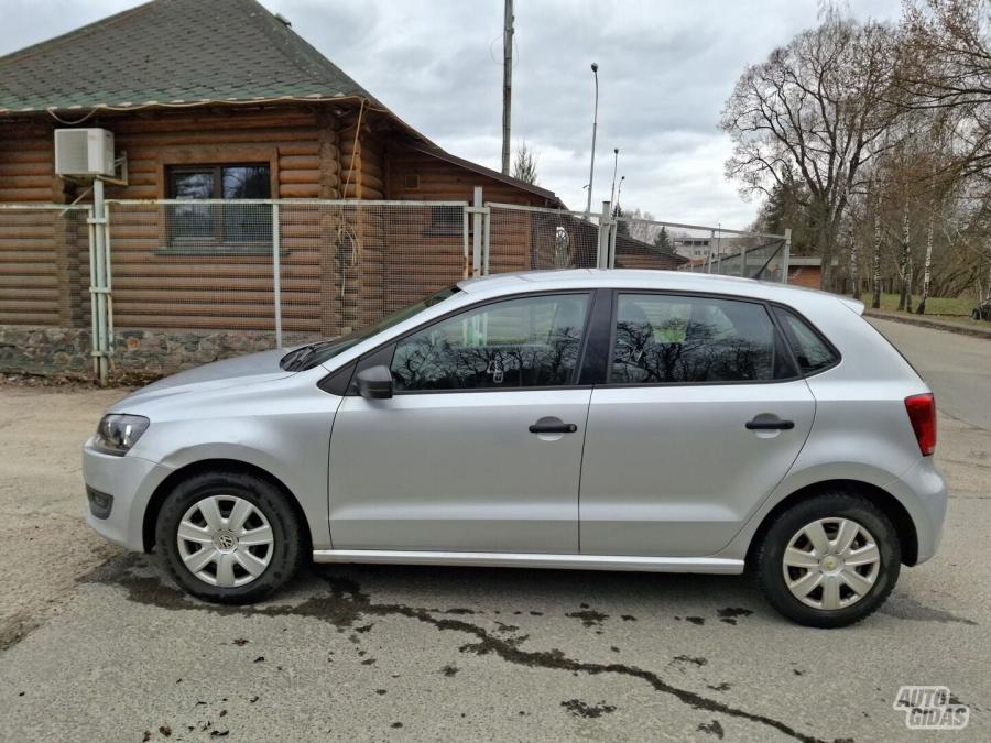 Pelēks Volkswagen Polo 2011 Viļņa, ar dzinēja tilpumu 1.20 L un nobraukumu 203 tūkst. km par 2300 €, foto 3 vietnē AUTOMOTO.COM.LV