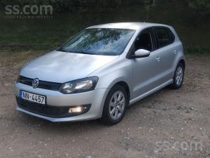 Grey Volkswagen Polo 2011 in Tukums, with an engine capacity of 1.20 L and mileage of 273 thousand km for 3999 €, photo 1 on AUTOMOTO.COM.LV