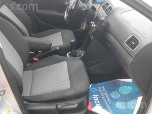 Grey Volkswagen Polo 2011 in Tukums, with an engine capacity of 1.20 L and mileage of 273 thousand km for 3999 €, photo 9 on AUTOMOTO.COM.LV