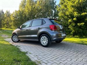 Pelēks Volkswagen Polo 2011 Cēsis, ar dzinēja tilpumu 1.60 L un nobraukumu 285 tūkst. km par 5650 €, foto 3 vietnē AUTOMOTO.COM.LV
