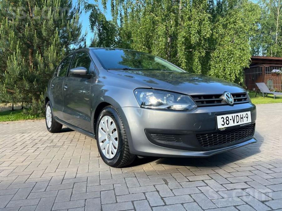 Pelēks Volkswagen Polo 2011 Cēsis, ar dzinēja tilpumu 1.60 L un nobraukumu 285 tūkst. km par 5650 €, foto 7 vietnē AUTOMOTO.COM.LV