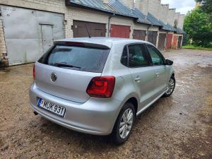 Pelēks Volkswagen Polo 2011 Alīta, ar dzinēja tilpumu 1.60 L un nobraukumu 218 tūkst. km par 3700 €, foto 5 vietnē AUTOMOTO.COM.LV