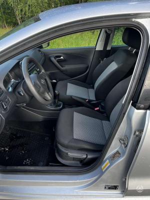 Pelēks Volkswagen Polo 2011 Šauļi, ar dzinēja tilpumu 1.20 L un nobraukumu 203 tūkst. km par 2999 €, foto 6 vietnē AUTOMOTO.COM.LV