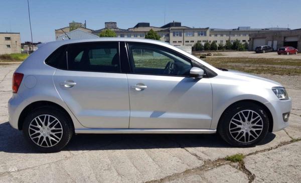 Pelēks Volkswagen Polo 2011 Šauļi, ar dzinēja tilpumu 1.20 L un nobraukumu 260 tūkst. km par 3350 €, foto 5 vietnē AUTOMOTO.COM.LV