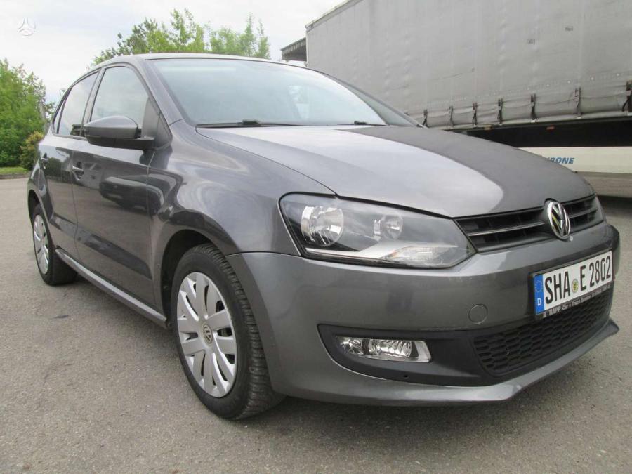 Grey Volkswagen Polo 2011 in Kelme, with an engine capacity of 1.20 L and mileage of 146 thousand km for 3850 €, photo 1 on AUTOMOTO.COM.LV