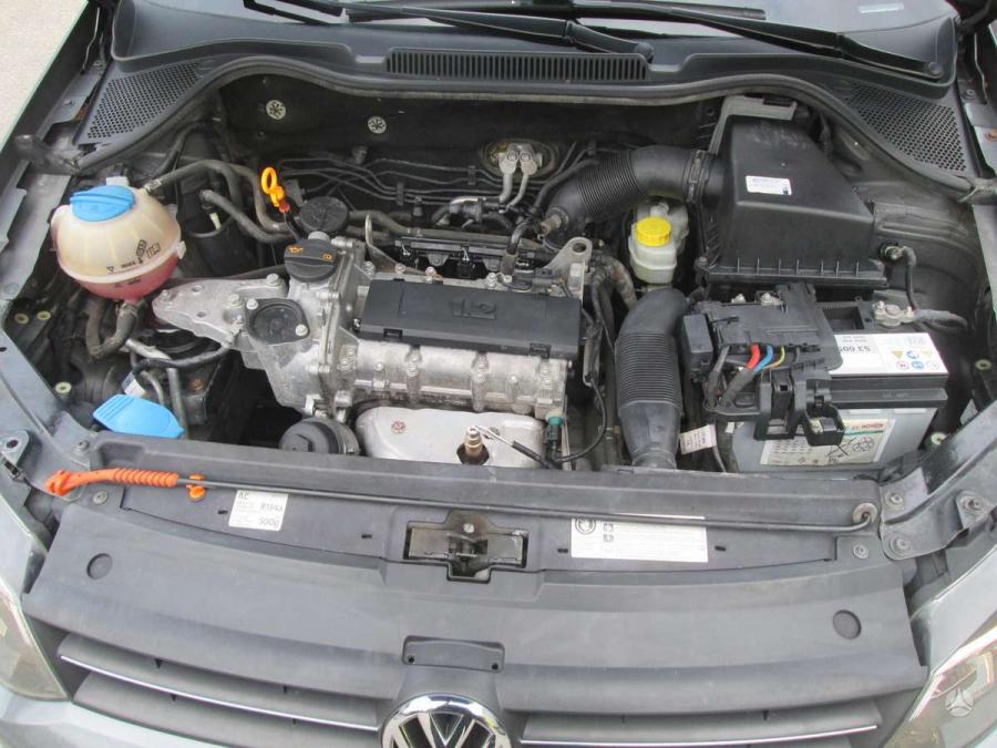 Grey Volkswagen Polo 2011 in Kelme, with an engine capacity of 1.20 L and mileage of 146 thousand km for 3850 €, photo 14 on AUTOMOTO.COM.LV