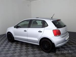Pelēks Volkswagen Polo 2011 Tallina, ar dzinēja tilpumu 1.40 L un nobraukumu 266 tūkst. km par 2399 €, foto 5 vietnē AUTOMOTO.COM.LV