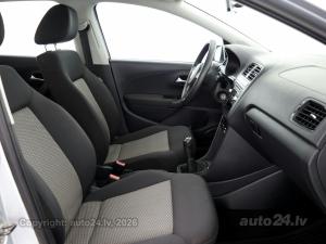 Pelēks Volkswagen Polo 2011 Tallina, ar dzinēja tilpumu 1.40 L un nobraukumu 266 tūkst. km par 2399 €, foto 7 vietnē AUTOMOTO.COM.LV