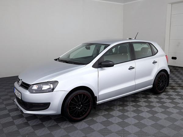 Volkswagen Polo 2011 in Tallinn on AUTOMOTO.COM.LV Grey Volkswagen Polo 2011 in Tallinn, with an engine capacity of 1.40 L and mileage of 266 thousand km for 2399 €, photo 3 on AUTOMOTO.COM.LV