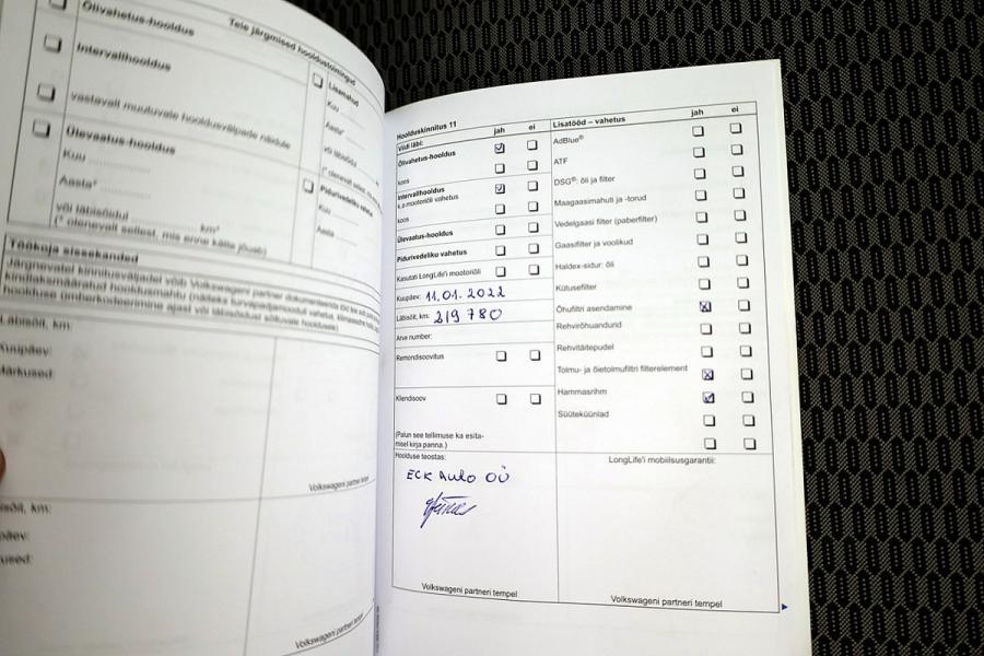 Grey Volkswagen Polo 2011 in Tallinn, with an engine capacity of 1.40 L and mileage of 266 thousand km for 2399 €, photo 17 on AUTOMOTO.COM.LV
