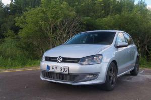 Pelēks Volkswagen Polo 2011 Klaipėda, ar dzinēja tilpumu 1.60 L un nobraukumu 260 tūkst. km par 2800 €, foto  vietnē AUTOMOTO.COM.LV