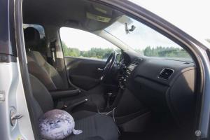 Pelēks Volkswagen Polo 2011 Klaipėda, ar dzinēja tilpumu 1.60 L un nobraukumu 260 tūkst. km par 2800 €, foto 15 vietnē AUTOMOTO.COM.LV