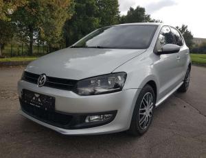 Pelēks Volkswagen Polo 2011 Šauļi, ar dzinēja tilpumu 1.20 L un nobraukumu 260 tūkst. km par 2950 €, foto  vietnē AUTOMOTO.COM.LV