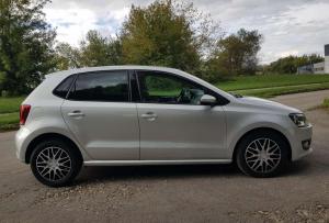 Pelēks Volkswagen Polo 2011 Šauļi, ar dzinēja tilpumu 1.20 L un nobraukumu 260 tūkst. km par 2950 €, foto 6 vietnē AUTOMOTO.COM.LV