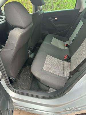 Pelēks Volkswagen Polo 2012 Tallina, ar dzinēja tilpumu 1.40 L un nobraukumu 135 tūkst. km par 5100 €, foto 6 vietnē AUTOMOTO.COM.LV