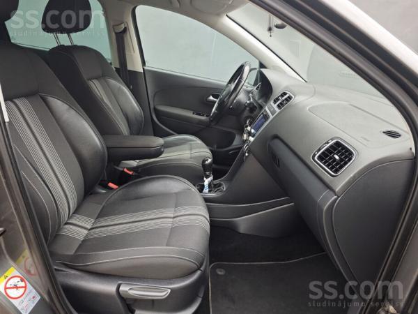 Grey Volkswagen Polo 2012 in Ogre, with an engine capacity of 1.60 L and mileage of 226 thousand km for 5250 €, photo 9 on AUTOMOTO.COM.LV