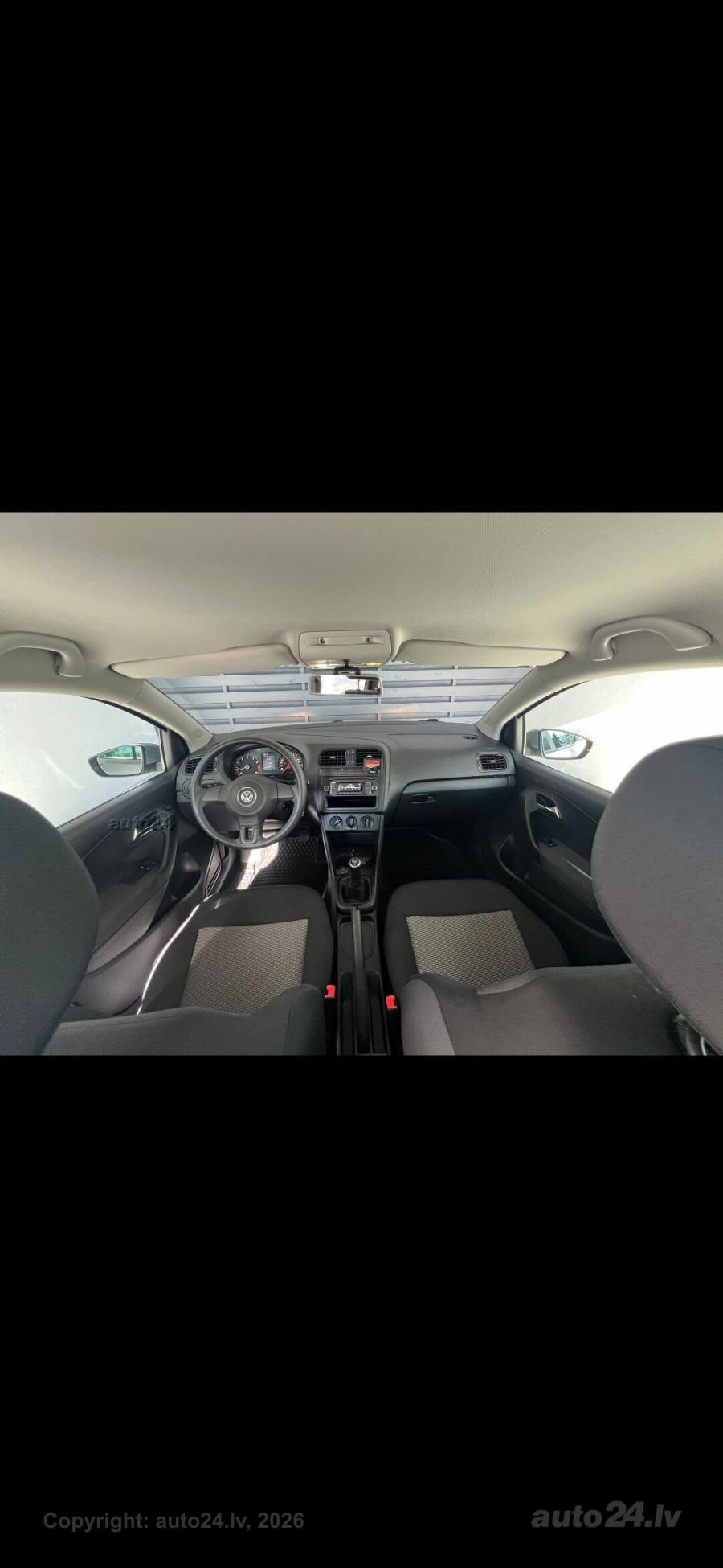 Grey Volkswagen Polo 2012 in Tallinn, with an engine capacity of 1.40 L and mileage of 135 thousand km for 5400 €, photo 12 on AUTOMOTO.COM.LV