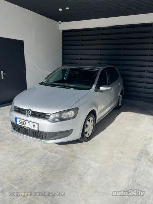 Grey Volkswagen Polo 2012 in Tallinn, with an engine capacity of 1.40 L and mileage of 135 thousand km for 5400 €, photo 18 on AUTOMOTO.COM.LV