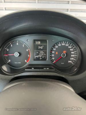 Grey Volkswagen Polo 2012 in Tallinn, with an engine capacity of 1.40 L and mileage of 135 thousand km for 5400 €, photo 20 on AUTOMOTO.COM.LV