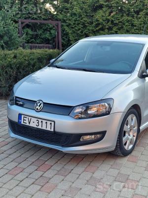 Grey Volkswagen Polo 2012 in Riga, with an engine capacity of 1.20 L and mileage of 318 thousand km for 3150 €, photo 5 on AUTOMOTO.COM.LV