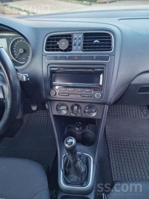 Grey Volkswagen Polo 2012 in Riga, with an engine capacity of 1.20 L and mileage of 318 thousand km for 3150 €, photo 24 on AUTOMOTO.COM.LV