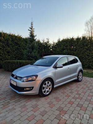 Grey Volkswagen Polo 2012 in Riga, with an engine capacity of 1.20 L and mileage of 318 thousand km for 3100 €, photo  on AUTOMOTO.COM.LV