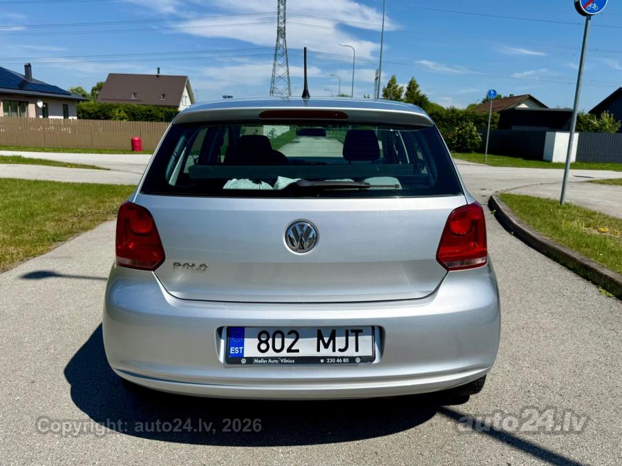 Pelēks Volkswagen Polo 2012 Tallina, ar dzinēja tilpumu 1.20 L un nobraukumu 176 tūkst. km par 3800 €, foto 8 vietnē AUTOMOTO.COM.LV