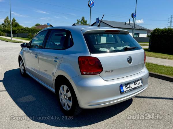 Grey Volkswagen Polo 2012 in Tallinn, with an engine capacity of 1.20 L and mileage of 176 thousand km for 3800 €, photo 8 on AUTOMOTO.COM.LV