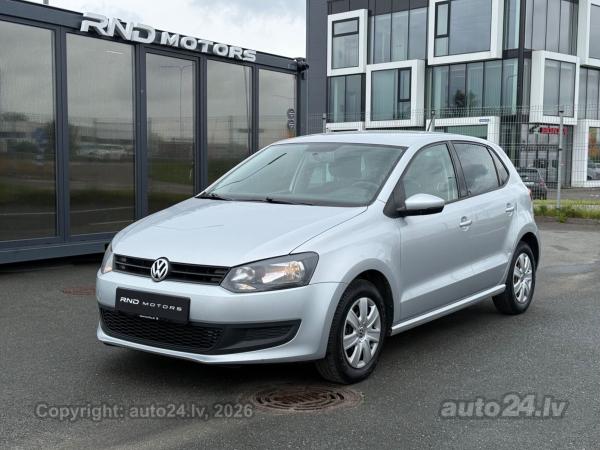 Grey Volkswagen Polo 2012 in Tallinn, with an engine capacity of 1.40 L and mileage of 135 thousand km for 4990 €, photo 1 on AUTOMOTO.COM.LV