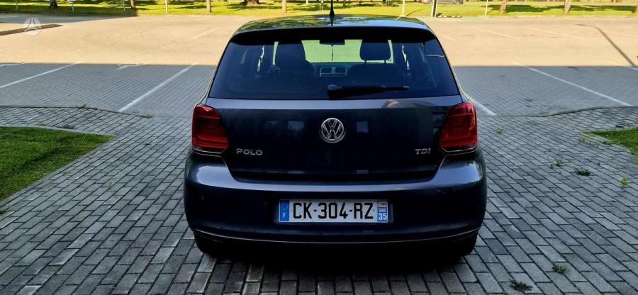 Pelēks Volkswagen Polo 2012 Tauragė, ar dzinēja tilpumu 1.60 L un nobraukumu 270 tūkst. km par 4900 €, foto 19 vietnē AUTOMOTO.COM.LV
