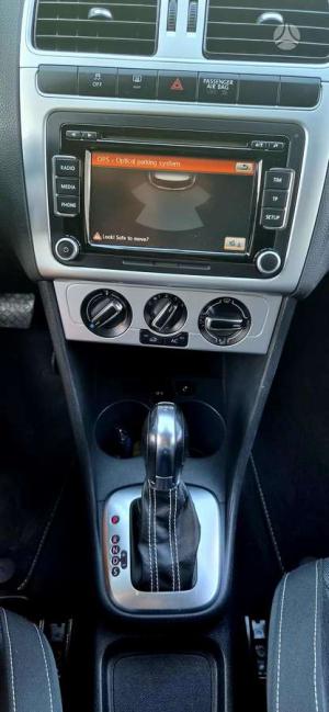 Pelēks Volkswagen Polo 2012 Tauragė, ar dzinēja tilpumu 1.60 L un nobraukumu 270 tūkst. km par 4900 €, foto 26 vietnē AUTOMOTO.COM.LV