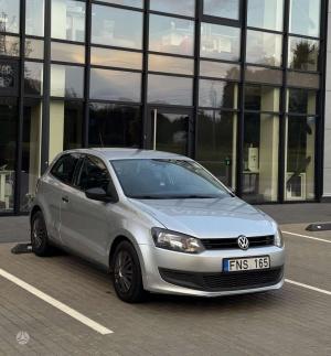 Grey Volkswagen Polo 2012 in Vilnius, with an engine capacity of 1.20 L and mileage of 270 thousand km for 3200 €, photo  on AUTOMOTO.COM.LV