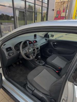 Pelēks Volkswagen Polo 2012 Viļņa, ar dzinēja tilpumu 1.20 L un nobraukumu 270 tūkst. km par 3200 €, foto 9 vietnē AUTOMOTO.COM.LV