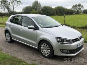 Grey Volkswagen Polo 2012 in Bauska, with an engine capacity of 1.60 L and mileage of 233 thousand km for 6000 €, photo 6 on AUTOMOTO.COM.LV