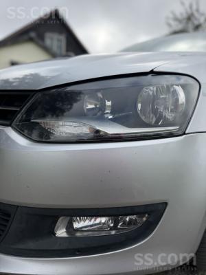Grey Volkswagen Polo 2012 in Bauska, with an engine capacity of 1.60 L and mileage of 233 thousand km for 6000 €, photo 19 on AUTOMOTO.COM.LV