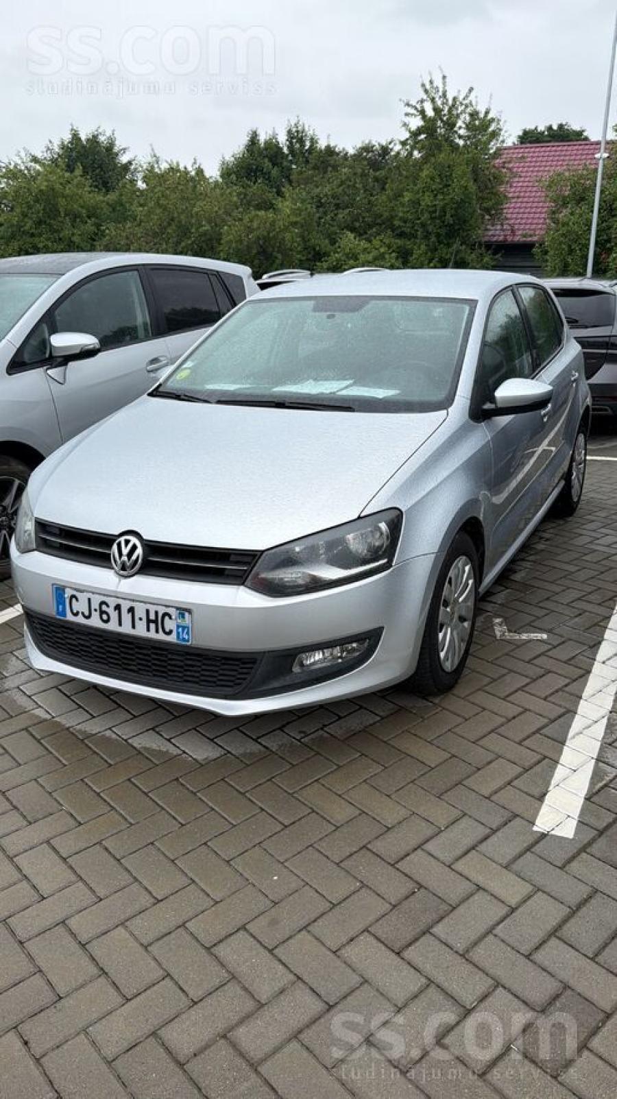 Grey Volkswagen Polo 2012 in Bauska, with an engine capacity of 1.60 L and mileage of 233 thousand km for 6000 €, photo 26 on AUTOMOTO.COM.LV