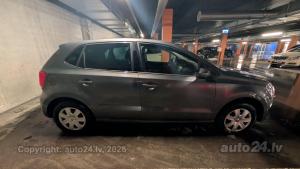 Pelēks Volkswagen Polo 2013 Tallina, ar dzinēja tilpumu 1.20 L un nobraukumu 219 tūkst. km par 3500 €, foto 3 vietnē AUTOMOTO.COM.LV