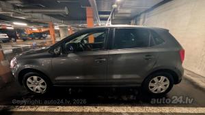 Pelēks Volkswagen Polo 2013 Tallina, ar dzinēja tilpumu 1.20 L un nobraukumu 219 tūkst. km par 3500 €, foto 4 vietnē AUTOMOTO.COM.LV