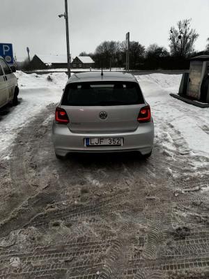 Grey Volkswagen Polo 2013 in Alytus, with an engine capacity of 1.39 L and mileage of 160 thousand km for 4500 €, photo 4 on AUTOMOTO.COM.LV