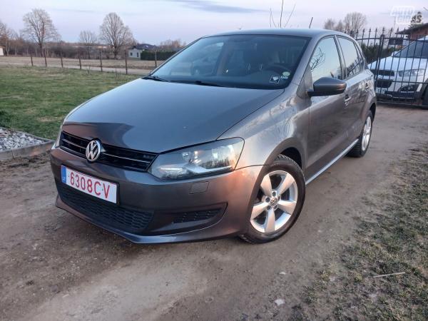 Pelēks Volkswagen Polo 2013 Šakiai, ar dzinēja tilpumu 1.60 L un nobraukumu 152 tūkst. km par 5699 €, foto 6 vietnē AUTOMOTO.COM.LV
