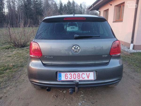 Pelēks Volkswagen Polo 2013 Šakiai, ar dzinēja tilpumu 1.60 L un nobraukumu 152 tūkst. km par 5699 €, foto 8 vietnē AUTOMOTO.COM.LV