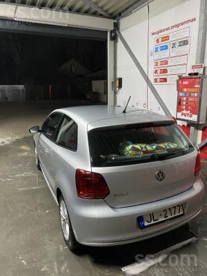 Grey Volkswagen Polo 2013 in Riga, with an engine capacity of 1.20 L and mileage of 134 thousand km for 4150 €, photo 9 on AUTOMOTO.COM.LV