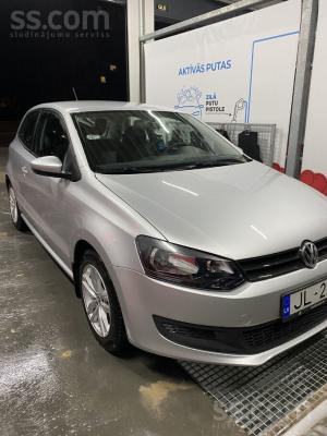 Grey Volkswagen Polo 2013 in Riga, with an engine capacity of 1.20 L and mileage of 134 thousand km for 4150 €, photo 10 on AUTOMOTO.COM.LV