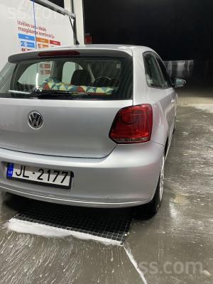 Grey Volkswagen Polo 2013 in Riga, with an engine capacity of 1.20 L and mileage of 134 thousand km for 4150 €, photo 12 on AUTOMOTO.COM.LV
