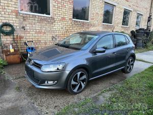 Pelēks Volkswagen Polo 2013 Jelgava, ar dzinēja tilpumu 1.20 L un nobraukumu 118 tūkst. km par 5400 €, foto 4 vietnē AUTOMOTO.COM.LV