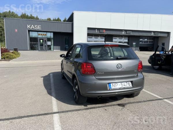 Grey Volkswagen Polo 2013 in Jelgava, with an engine capacity of 1.20 L and mileage of 118 thousand km for 5400 €, photo 8 on AUTOMOTO.COM.LV