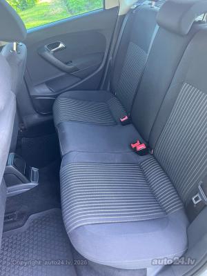 Grey Volkswagen Polo 2013 in Tallinn, with an engine capacity of 1.40 L and mileage of 215 thousand km for 6000 €, photo 8 on AUTOMOTO.COM.LV