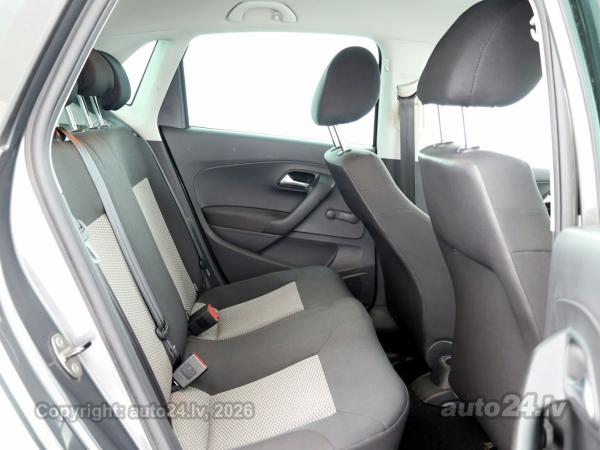 Grey Volkswagen Polo 2013 in Tallinn, with an engine capacity of 1.20 L and mileage of 222 thousand km for 2699 €, photo 7 on AUTOMOTO.COM.LV