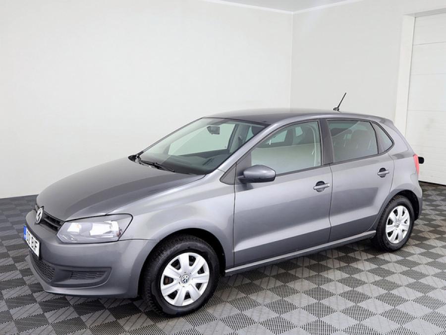 Grey Volkswagen Polo 2013 in Tallinn, with an engine capacity of 1.20 L and mileage of 222 thousand km for 2699 €, photo 3 on AUTOMOTO.COM.LV