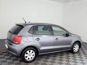 Grey Volkswagen Polo 2013 in Tallinn, with an engine capacity of 1.20 L and mileage of 222 thousand km for 2699 €, photo 11 on AUTOMOTO.COM.LV